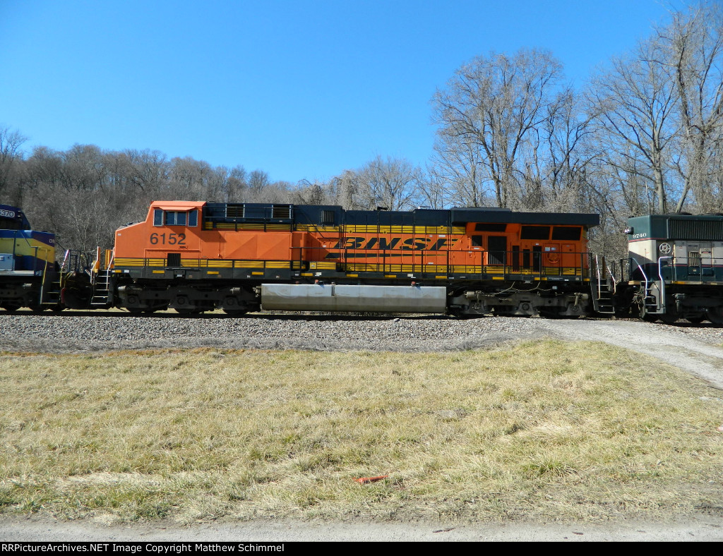 BNSF 6152